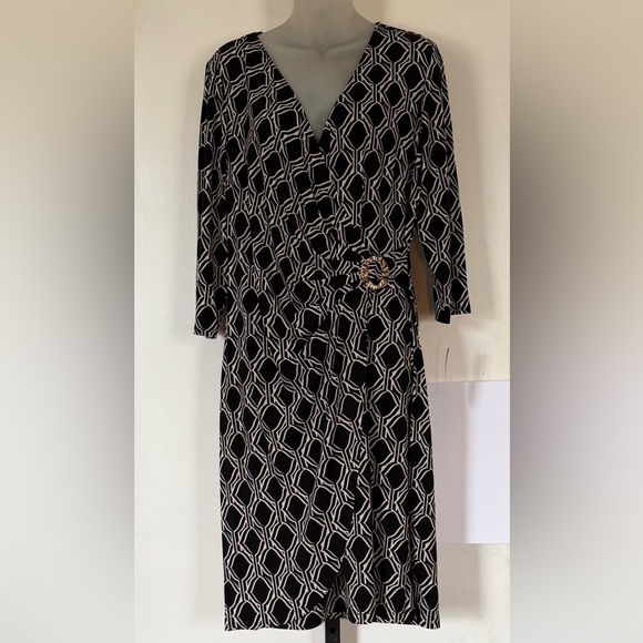 R&M Richards | Dresses | Elegant Black And White Geometric Dress | Poshmark